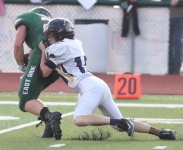 EGF Dominates Pirate Football In Season Opener - KROX