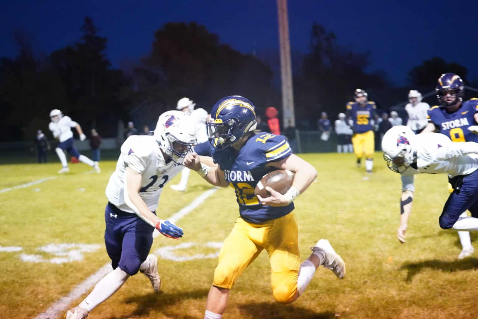 Stephen-Argyle Football pulls away to beat Park Christian – KROX