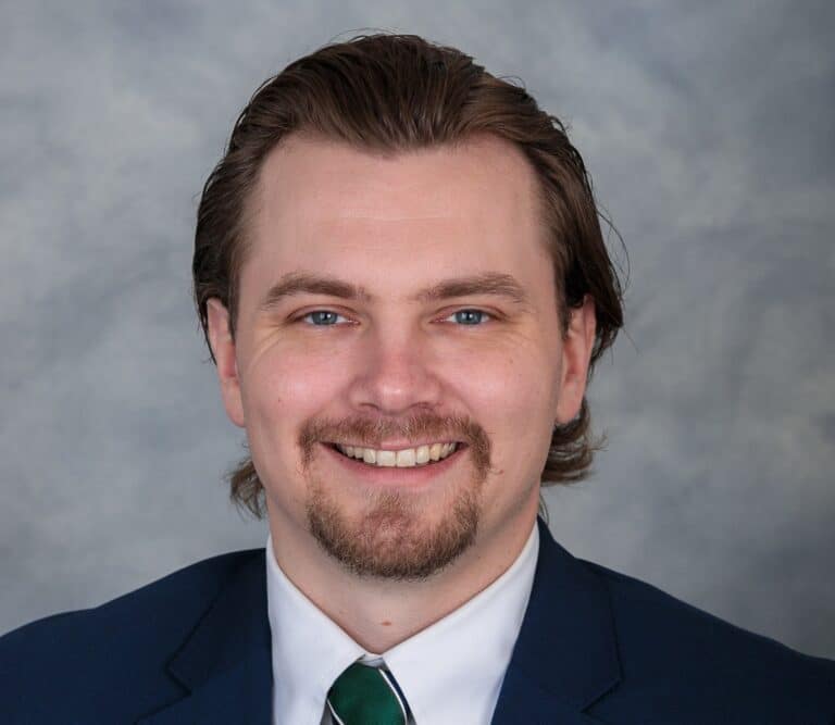 Dr. Ian Glidden Returns to Launch Family Medicine Practice at RiverView ...