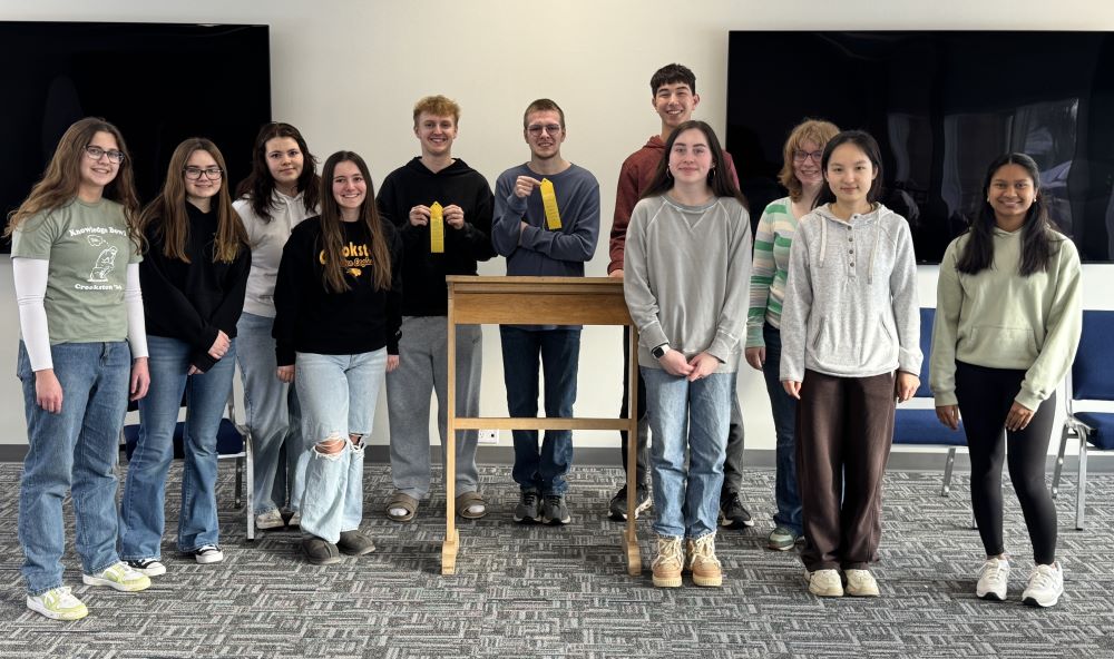 Crookston High School Senior High Knowledge Bowl teams place in first ...