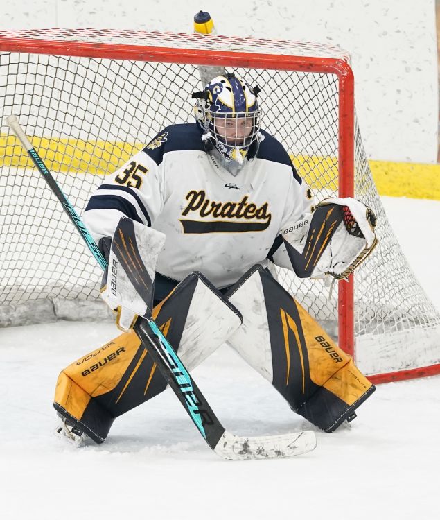 Crookston Boys Hockey gets shut out by #4 Warroad – KROX