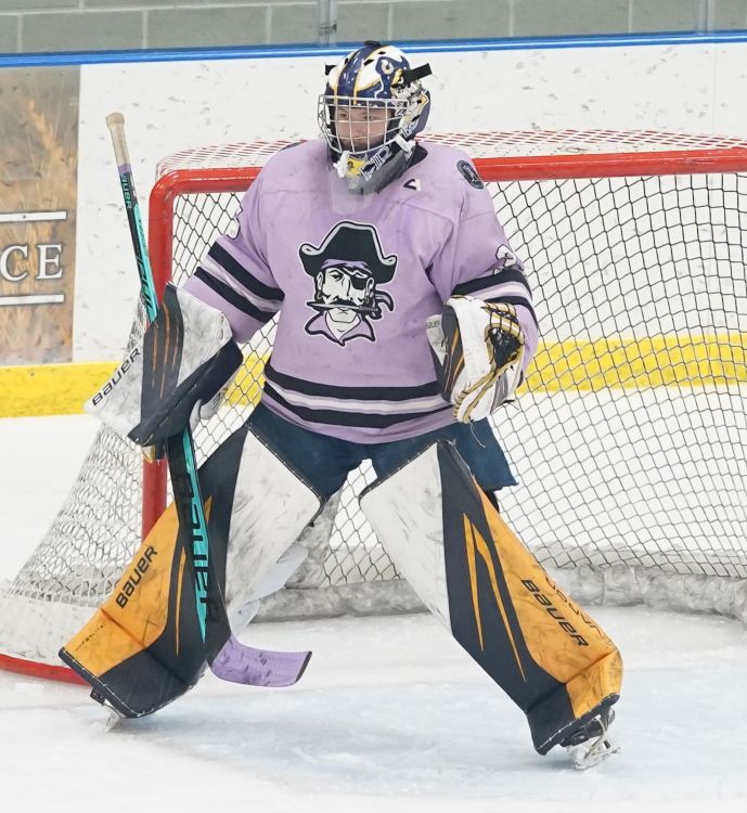 Crookston Boys Hockey shuts out Fergus Falls on Hockey Fights Cancer ...