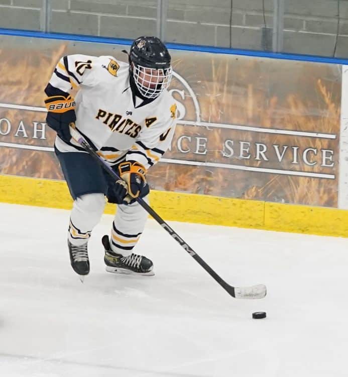 Crookston Girls Hockey skates to a 0-0 tie against Sartell/Sauk Rapids ...